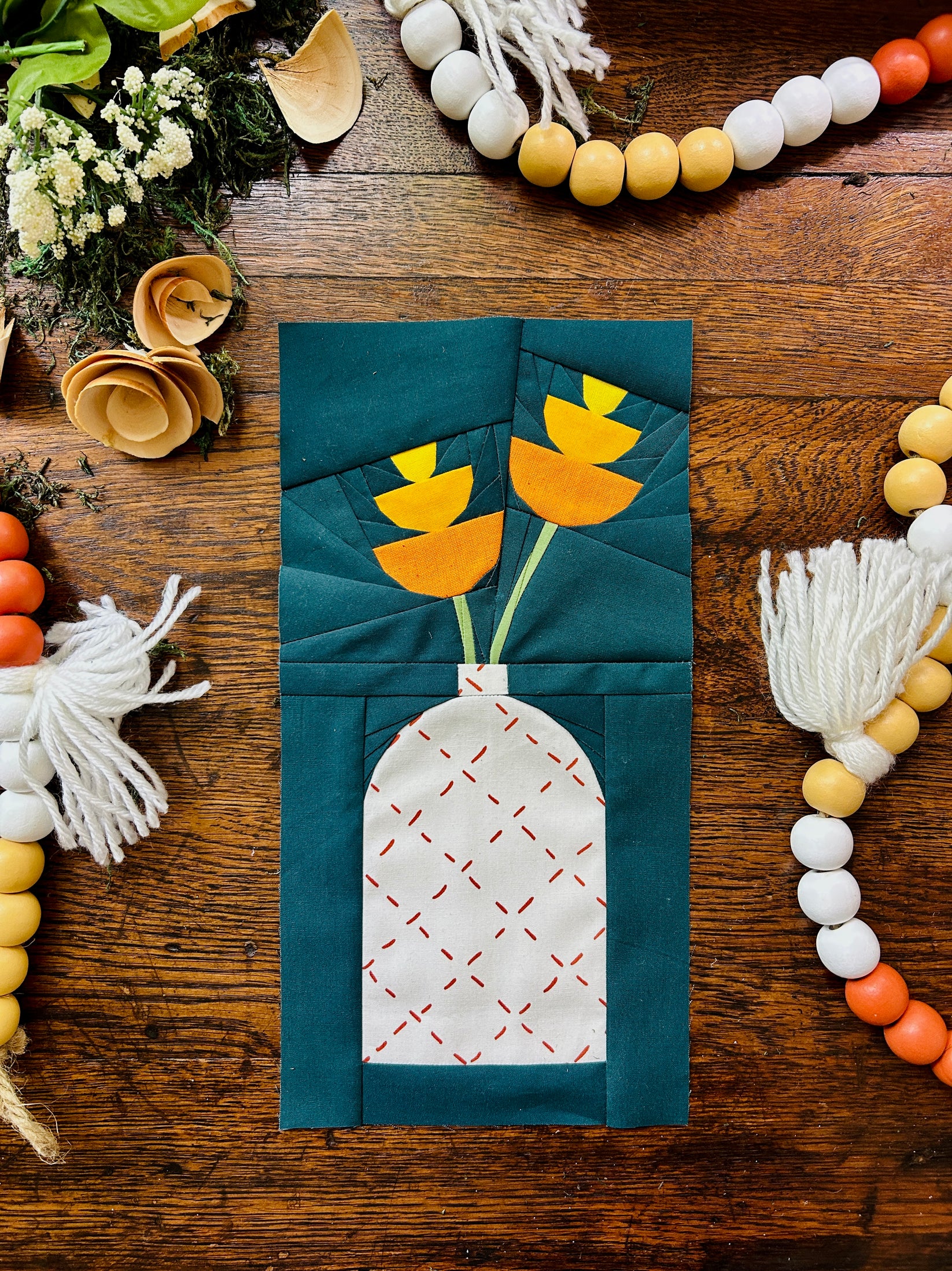 Spark Vase - Vase & Flower Foundation Paper Piecing (FPP) PDF Pattern ...