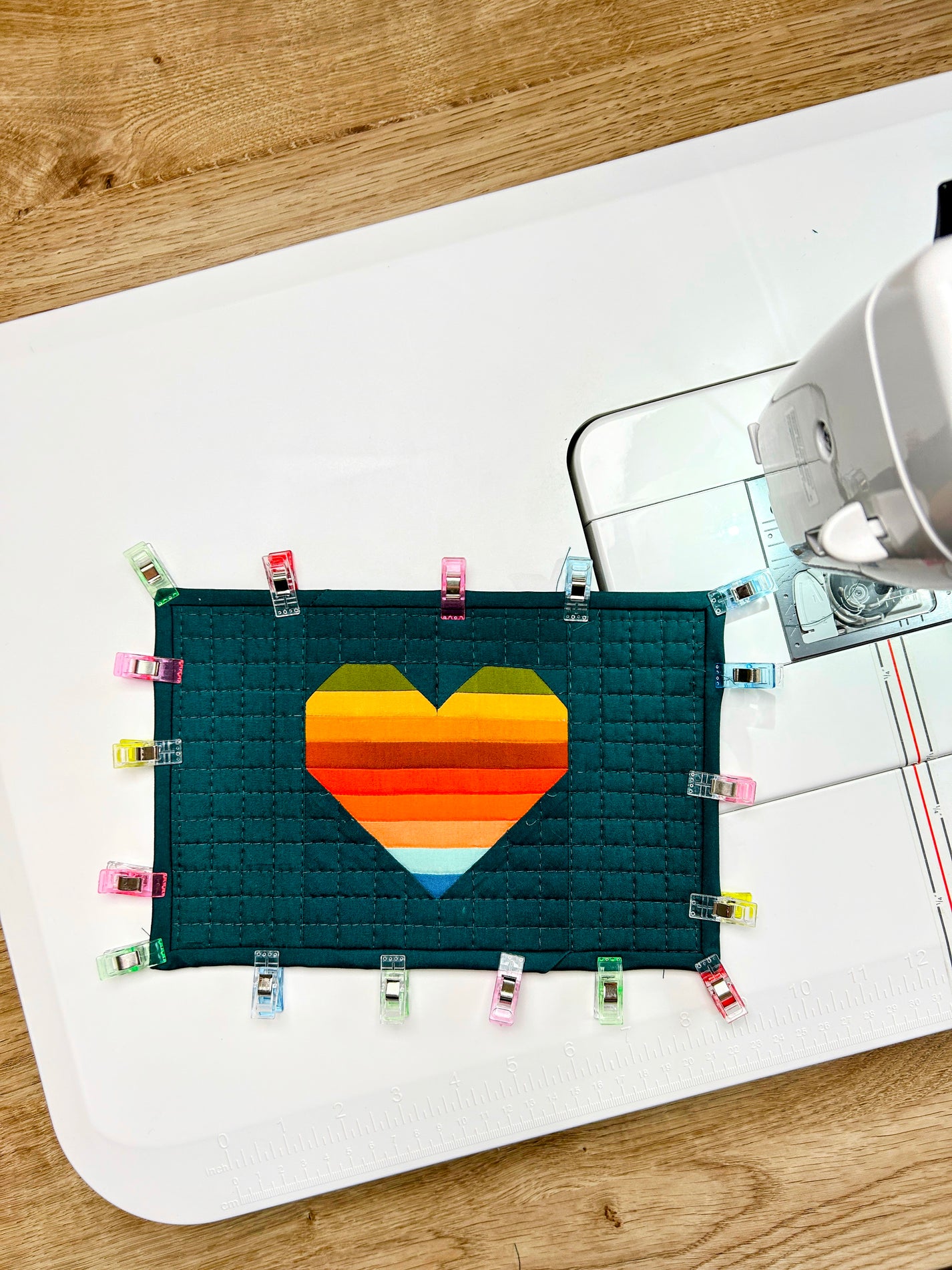 Postcard Series - Startled Heart Block [Plus Bonus Mug Rug Size] - PDF ...